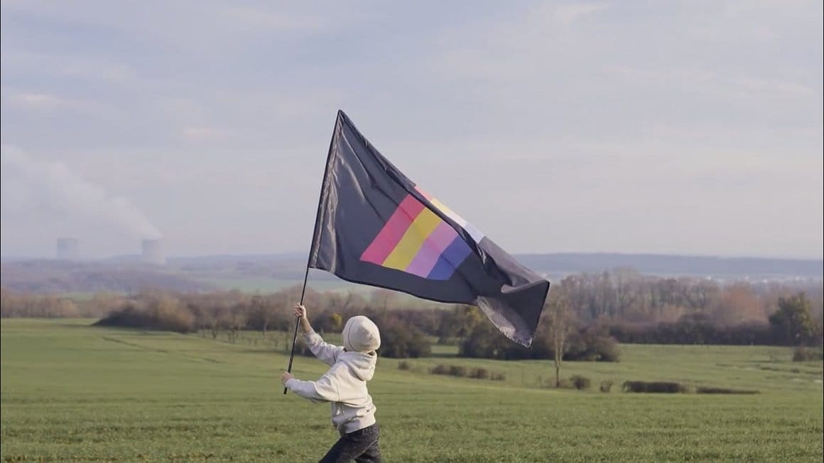 French 79 : Burning Legend, un single pour réveiller l'adolescent en soi
